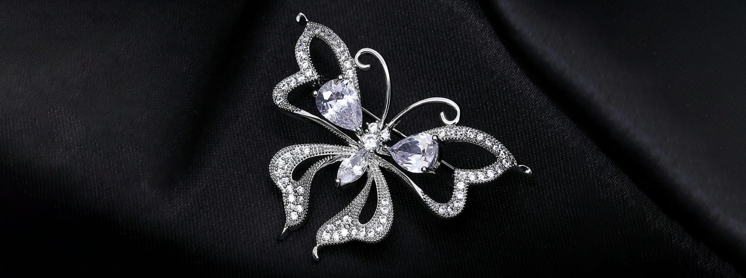 Brooch vs. Pin: Key Differences & How to Wear Them